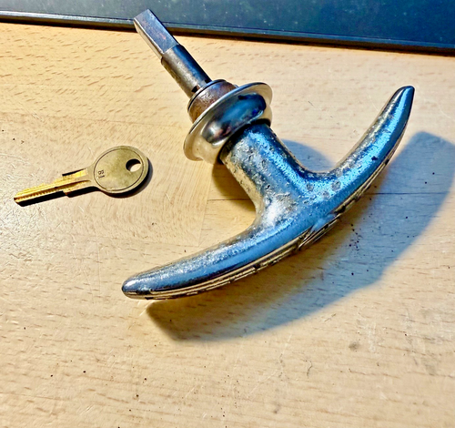 1938 1939 PACKARD TRUNK DECK LID LOCKING HANDLE KEY CIRCA 30S 38 39 HOT ...