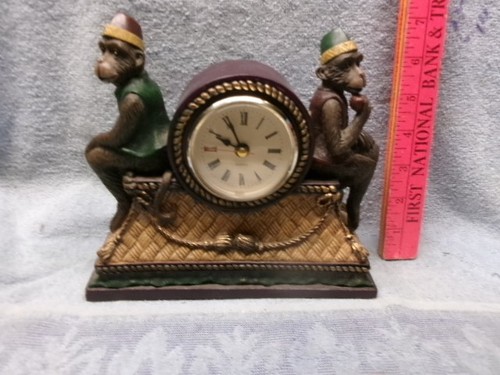 ** FANCY - Quartz CLOCK with TWO MONKEYS in FEZ Caps - Super NEAT ...