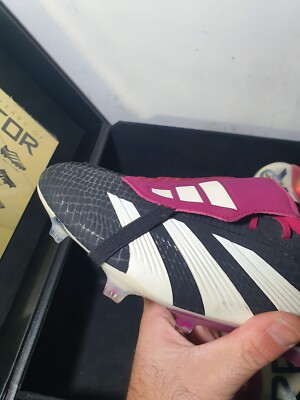 BNIB OG Adidas Predator 30 1994 Pairs Limited Edition BNIB OG Adidas Predator 30 1994 Pairs Limited Edition