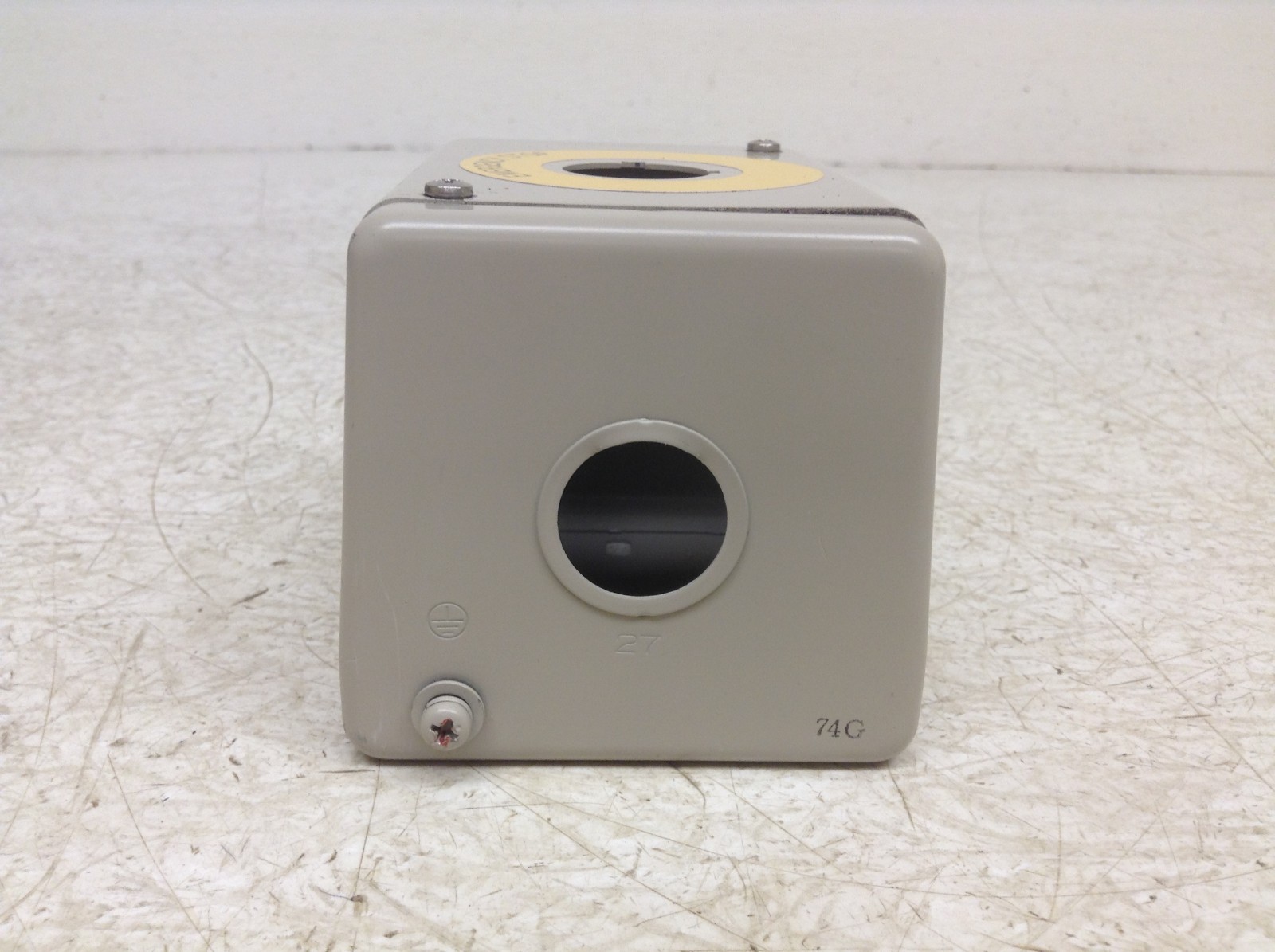 Fuji Electric FE AHX921A Steel 1 Pushbutton Enclosure AHX 921A | eBay