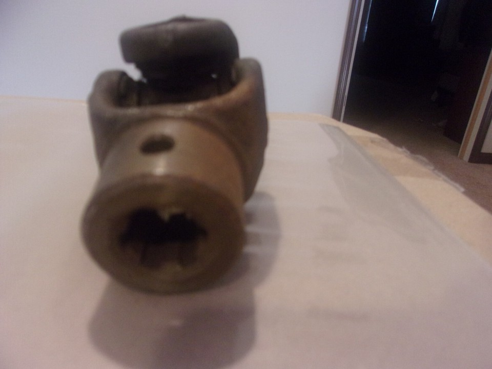 OEM NOS YAZOO LAWN MOWER U JOINT COUPLER UNSURE PART NUMBER | eBay