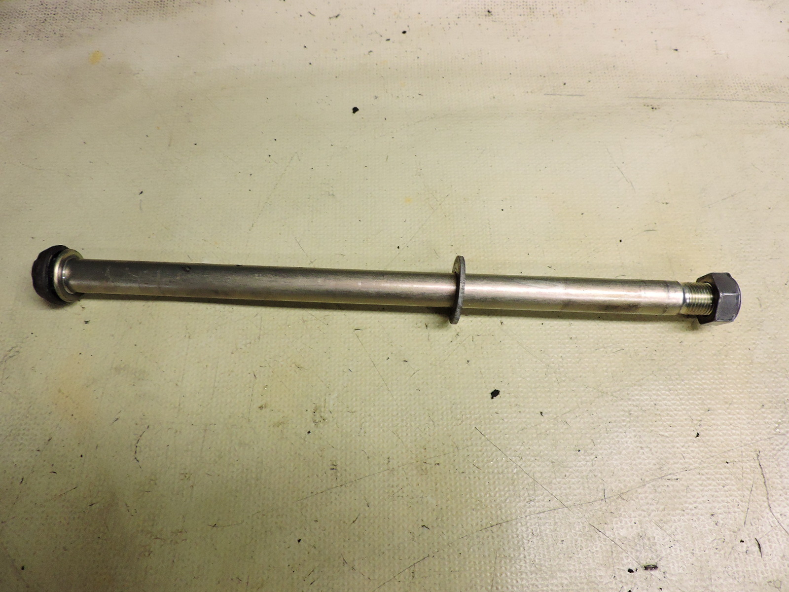 12 Triumph 675 Street Triple R swingarm swing arm pin bolt | eBay