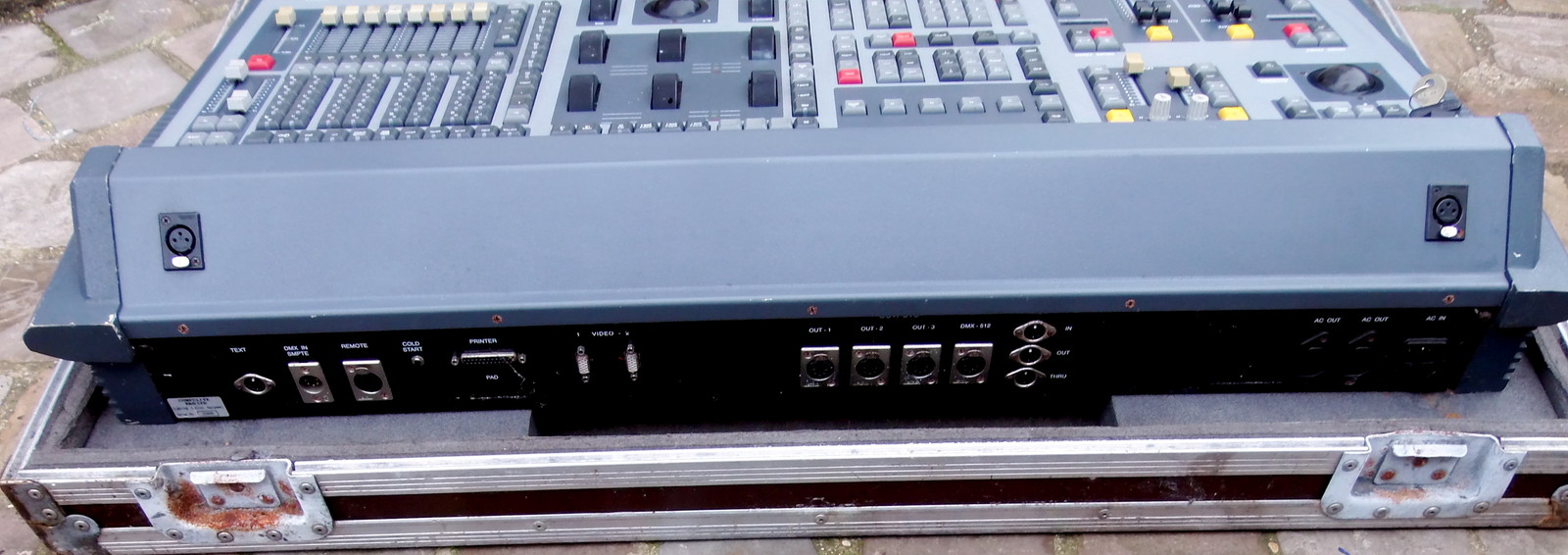 IMPORTANTE CONSOLE LUMIERE SPECTACLE COMPULITE ANIMATOR 48 PLUS / DMX ...