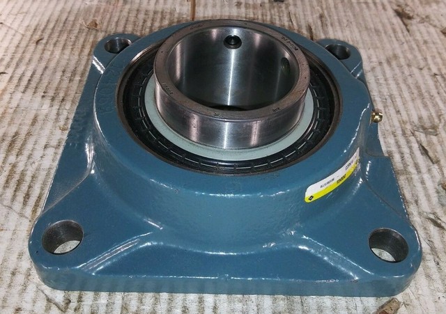 Old Stock Dodge Four Bolt Flange Bearing 124068 for sale online | eBay