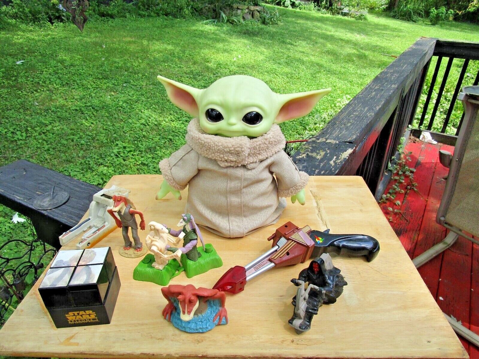 Plush Mandalorian Yoda Baby Mattel Rock em Sock Em Star wars Trek Gun ...