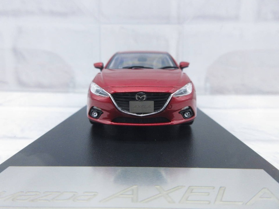 1/43 Mazda Axela Sedan Soul Red Premium Metallic Color Sample Dealer ...