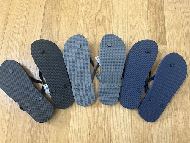 Old Navy Mens Classic Flip Flops (Plant Based) 10/11 or 12/13 Black ...