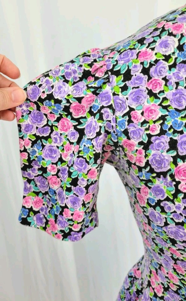 Vtg SL Petites Black Knit Dress w Pink/Purp/Blue Florals & Gathered ...