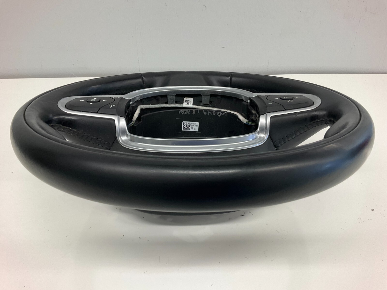 17-20 Volvo S90 V90 XC90 XC60 Heated Black Steering Wheel 32288783 | eBay