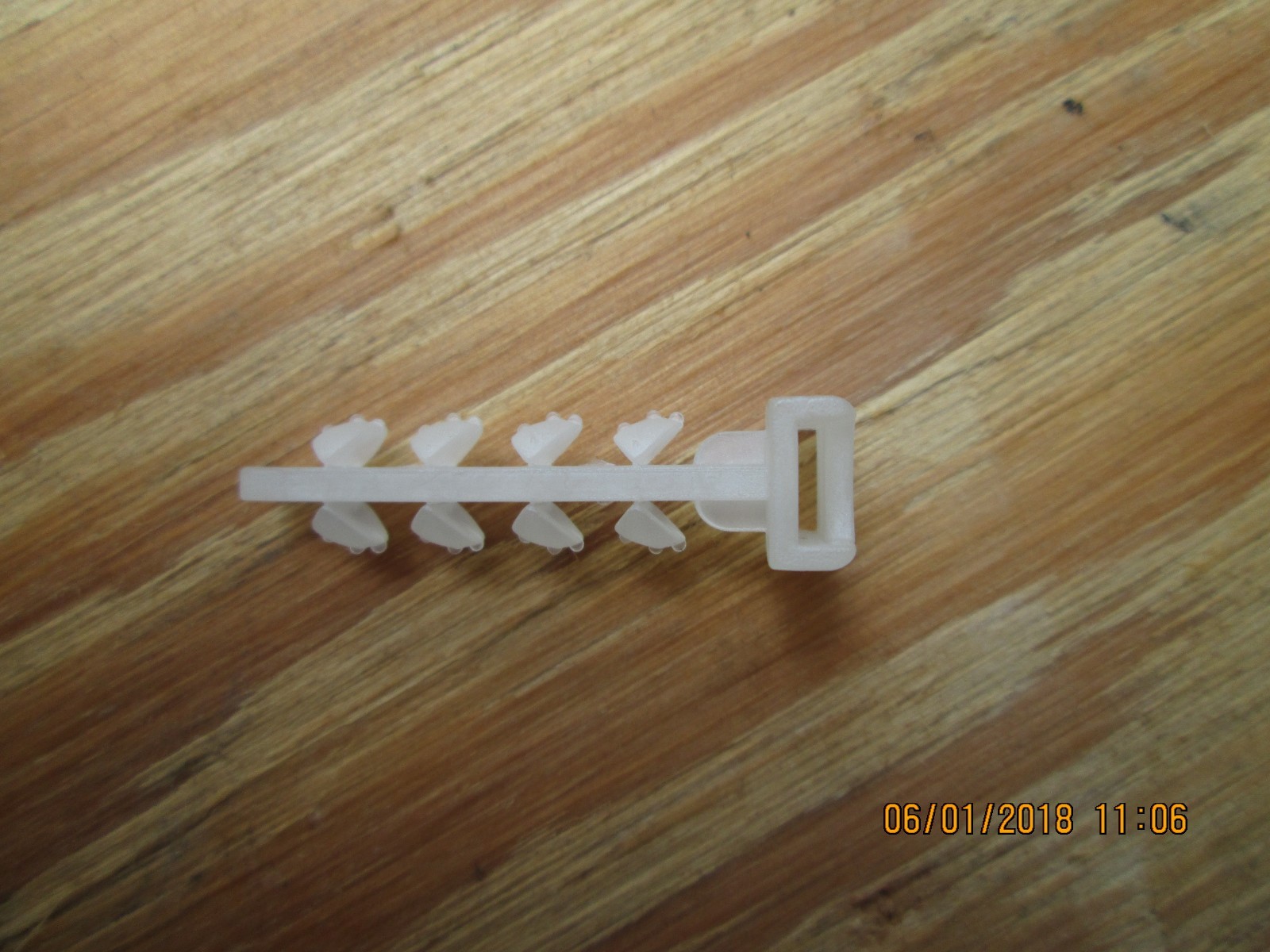 IDC Push Anchors Cable Tie Masonry Push Wall Mount Plug (100 per bag ...