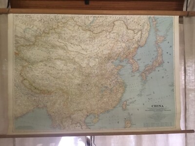 World Maps - Roll Up Map