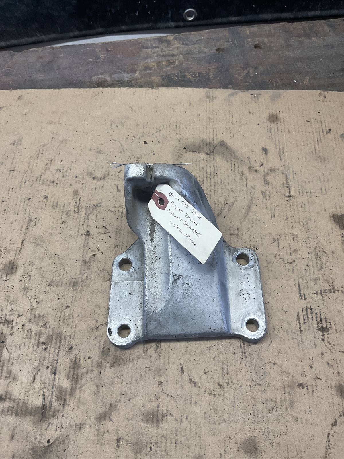 03-06 Infiniti G35 Nissan 350z Right Engine Motor Mount Bracket 11232 ...