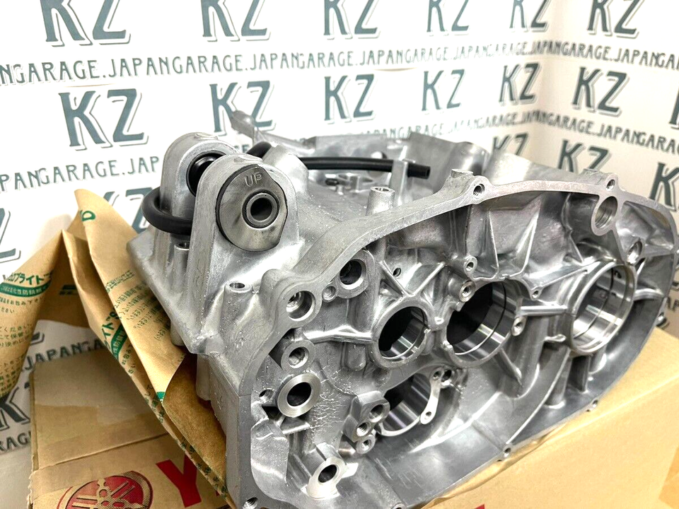 YAMAHA Genuine 1987-2006 Banshee 350 YFZ350 Engine Motor Cases 2GU ...