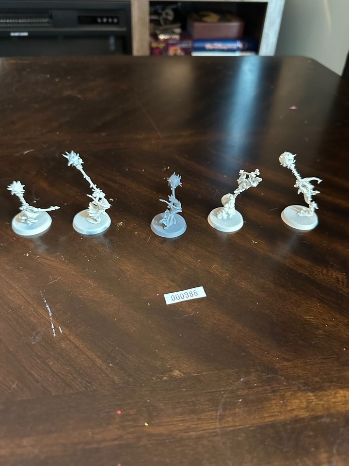 Loonsmasha Fanatics Gloomspite Gitz Warhammer AoS Primed 0988 | eBay