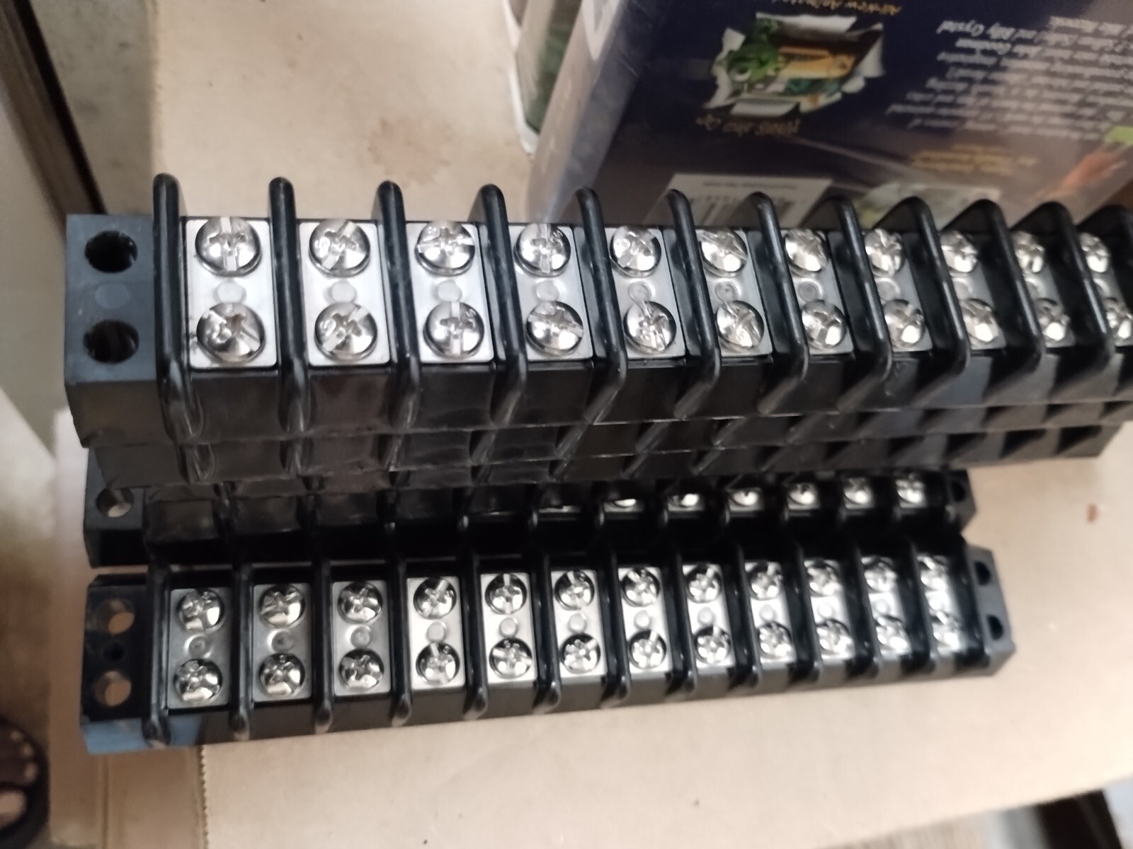 ELECTRICAL TERMINAL BOARD...AC/ DC Voltage,12 Position/Dividers, U Get ...