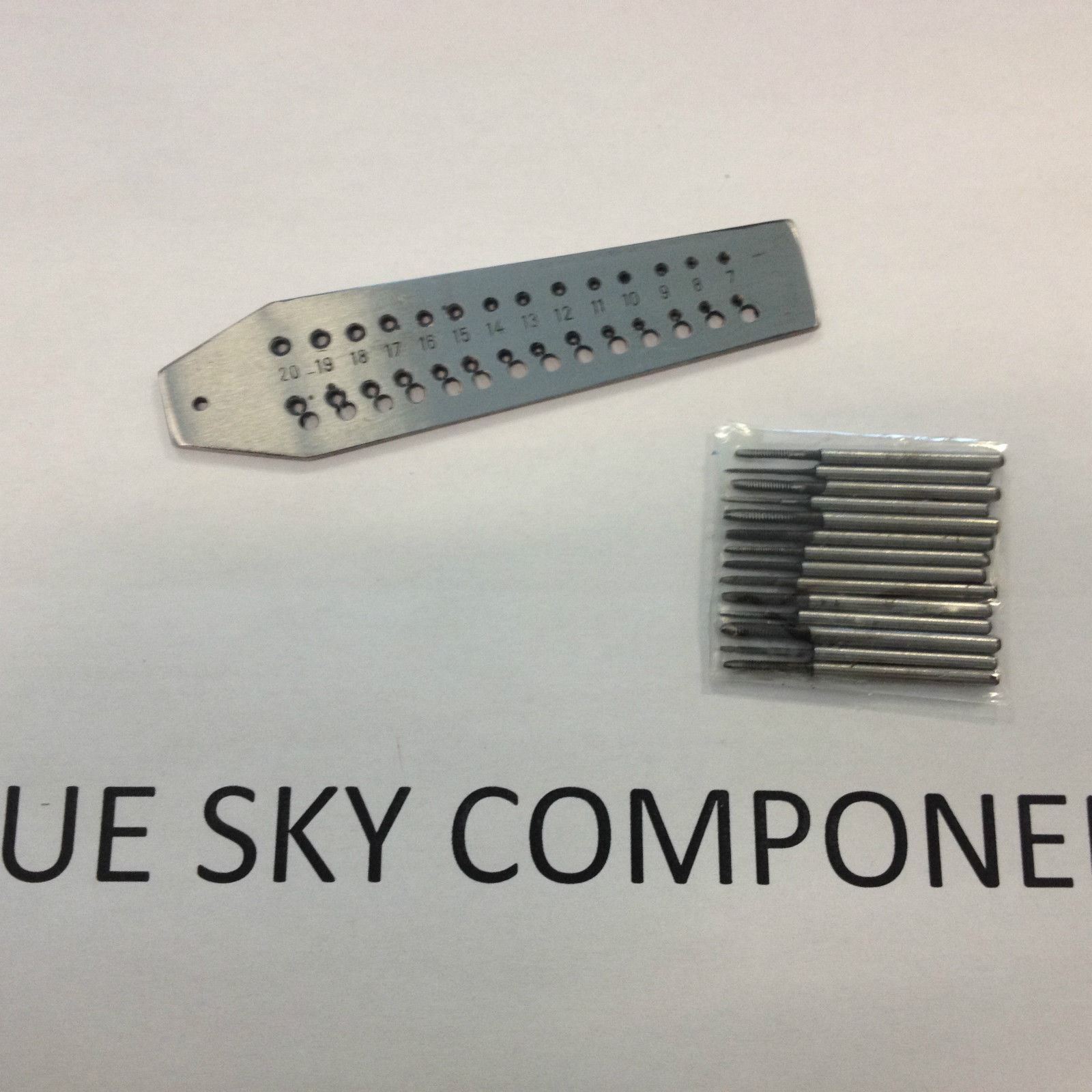 Jewellers Watchmakers Tap and Die Mini Micro Screw Plate Set 14 0.7-2mm ...