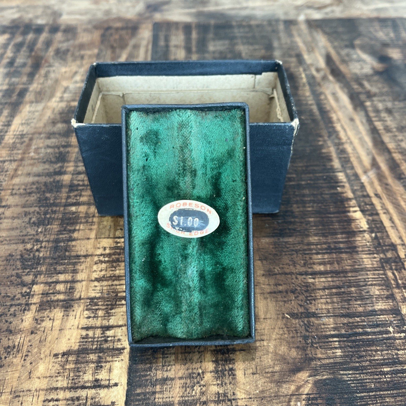 Robeson Cutlery Co knives for sale - Old Pocket Knives