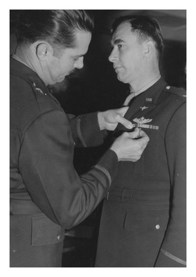 Brig Gen Alfred Maxwell awards Colonel William Gross Silver Star ...