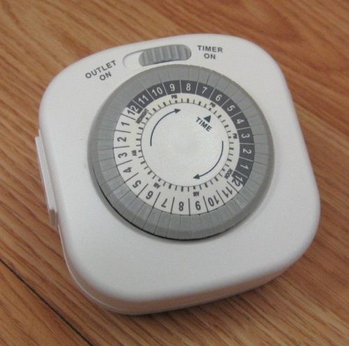 Utilitech (0224879) 15 Amp 2-Outlet Indoor Timer Only With 48 On/Off ...