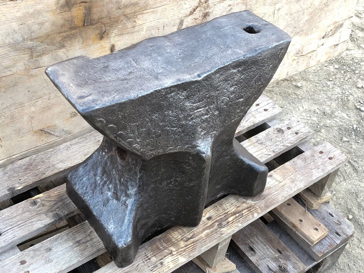 Colonial Blacksmith Anvil
