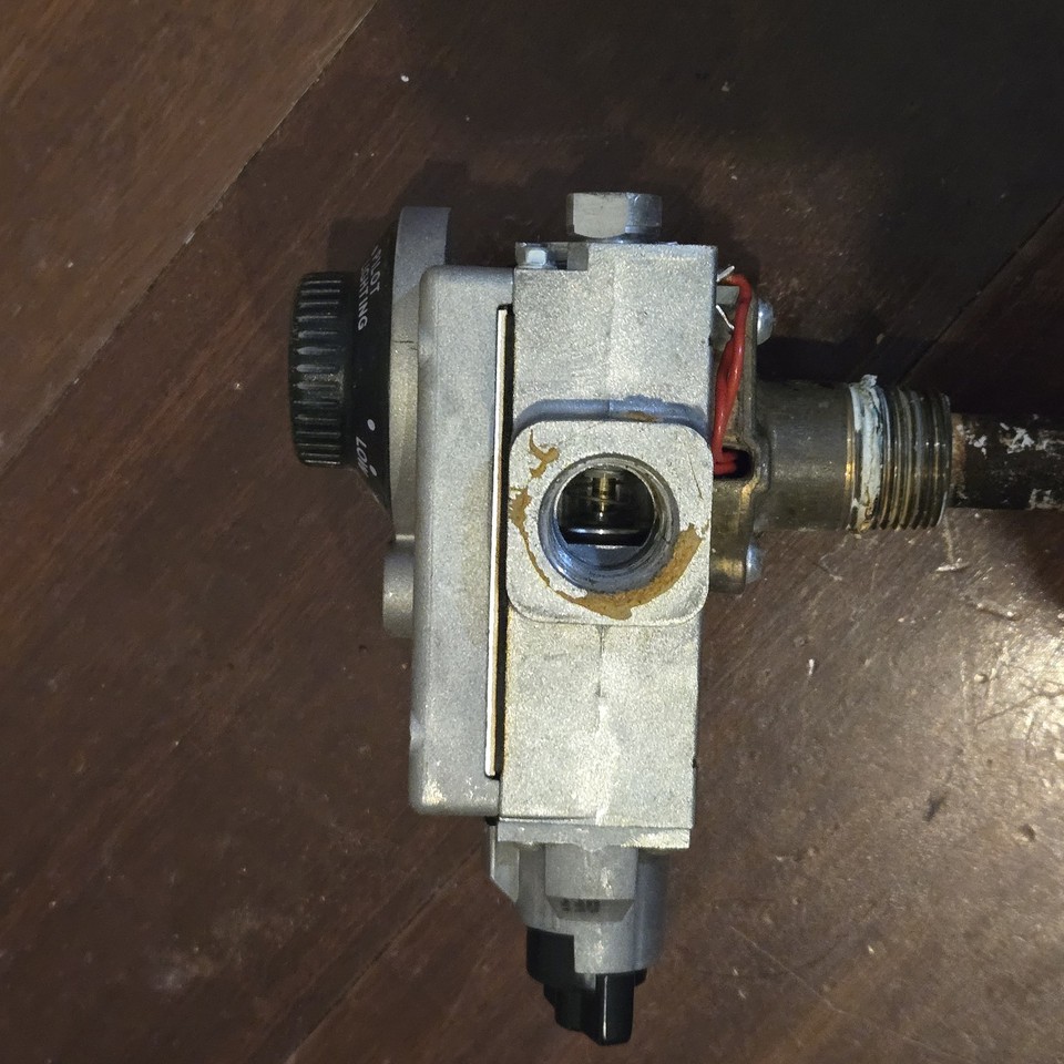 White Rodgers 182791-004 Water Heater Natural Gas Control Valve 37C73U ...