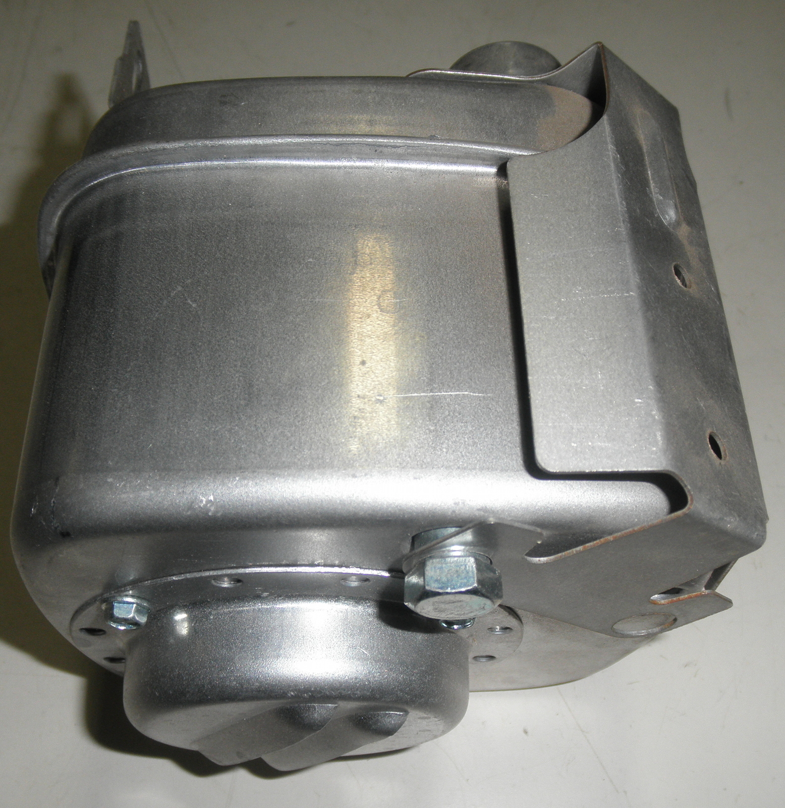 NOS Oregon 35-022 Muffler Missing Gasket and 1 Bolt 491413 691874 | eBay