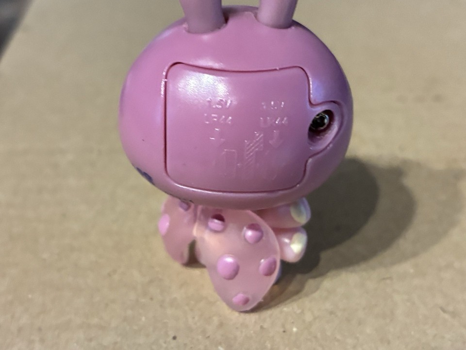 Vintage Hasbro Littlest Pet Shop (LPS) #2308 Light-up Ladybug Figure | eBay