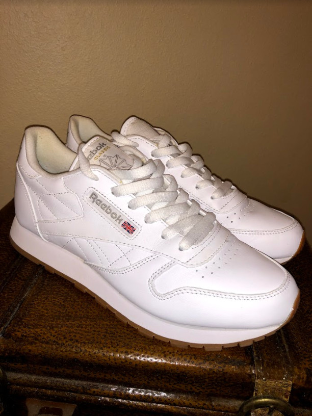 Reebok Classic Leather Shoes Gum Sole Size 9/Women 7.… - Gem