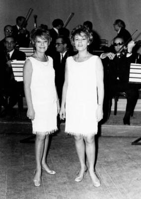 Italian Singers Sisters Dina & Delfina Fasano Members Of The Vocal ...