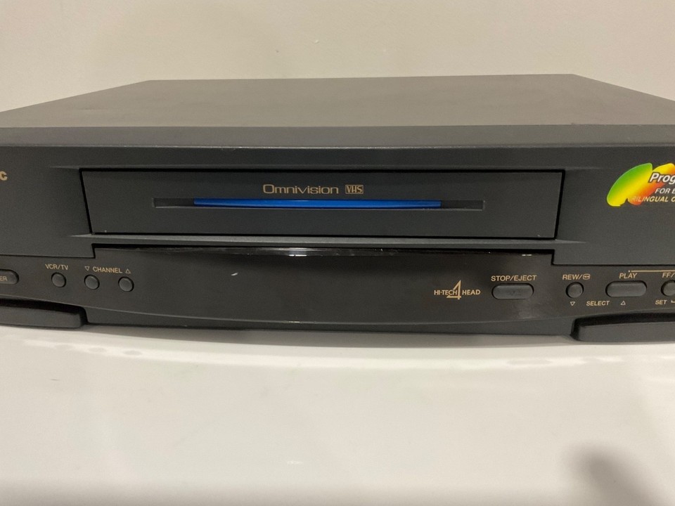 Panasonic Blue Line VCR Plus Silver PV-V4601 Omnivision VHS Player ...