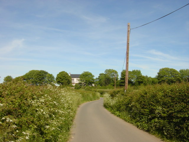 Photo 6x4 Haddon Lane, Ness Neston/SJ2877 Looking up Haddon Lane, Ness ...