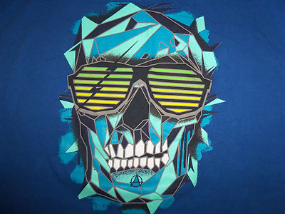 Ecko Unlimited Skull Sunglasses Blue Graphic Print T Shirt - L | eBay
