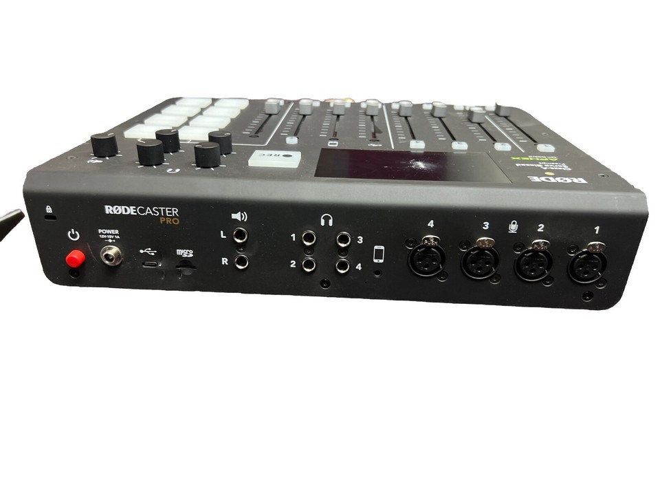 RODE RODECASTER Pro Class-A Servo Biased Preamps Podcast Production ...