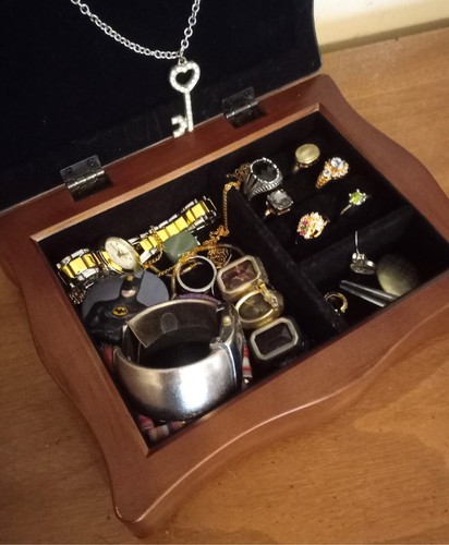 Vintage Estate Jewelry Box Junk Drawer Very Large Lot | eBay