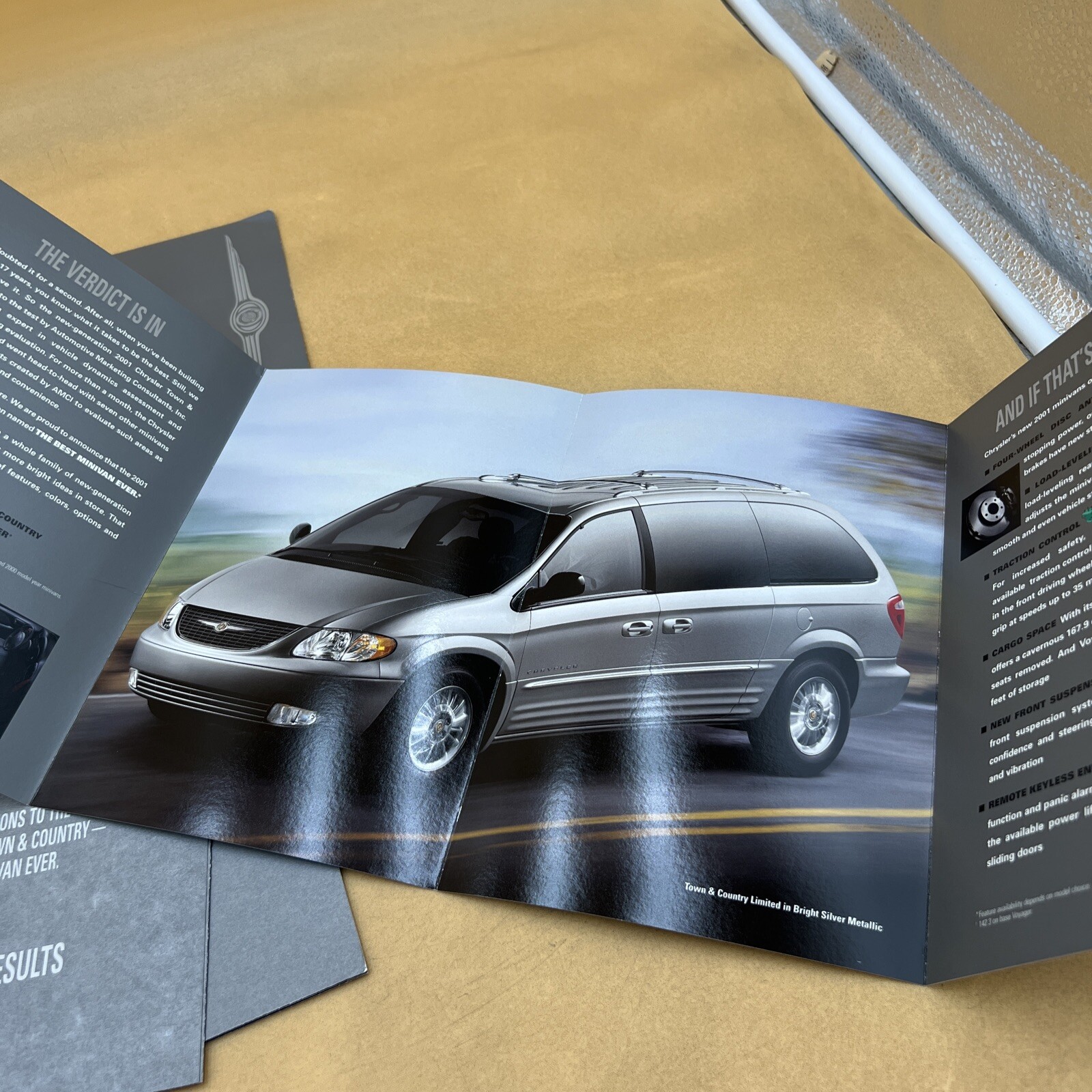 2001 CHRYSLER TOWN AND COUNTRY MINIVAN SALES BROCHURE BOOKLET WITH EXTRAS | eBay