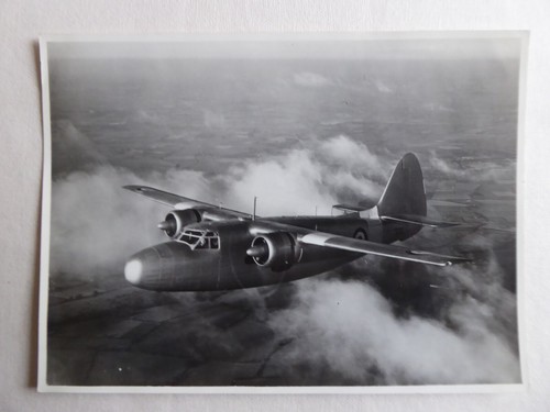 PHOTO PRESSE PERCIVAL SEA PRINCE T.MK.1 ROYAL NAVY COMMUNICATION ...