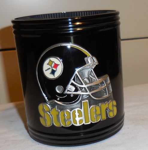 1 Pittsburgh Steelers Can Coozie NFL Football Black color hard shell ...