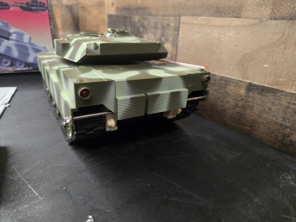 Hobbico M1 Abrams RC Tank IN Box Tested Works 1998 | eBay