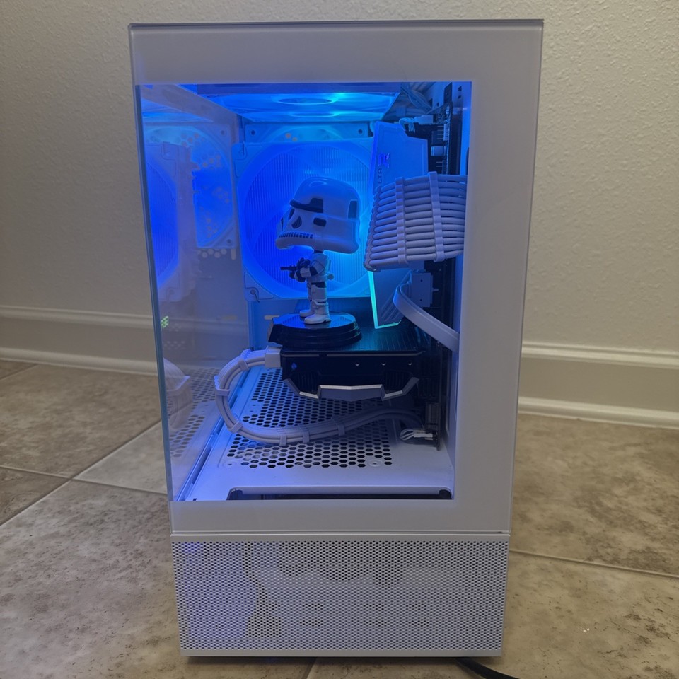 “Stormtrooper” White Aesthetic PC Build w/GTX 1080 8gb Ryzen 5 3600x ...