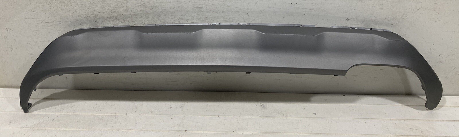 OEM 2019-2020 Hyundai Santa Fe Rear Bumper Valance Genuine 86671-S2000 ...