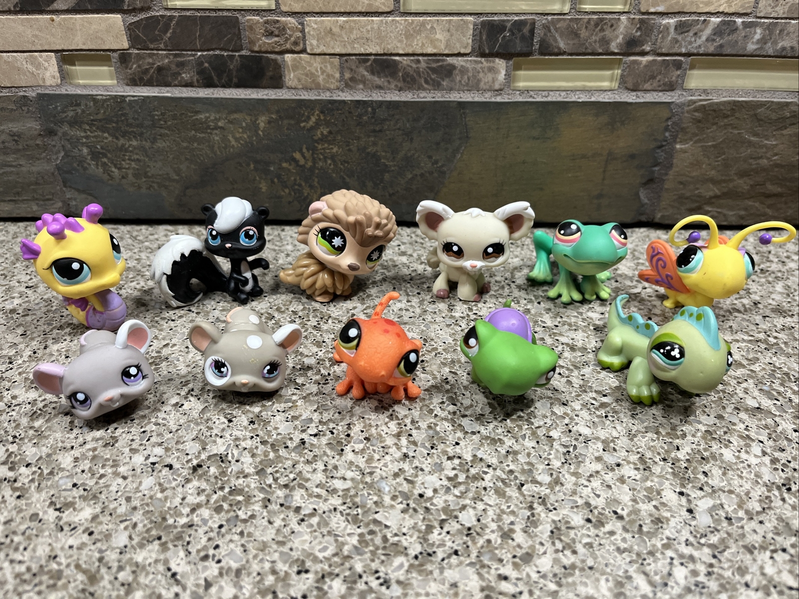 LPS Littlest Pet Shop Lot Oh 11 Hedgehog Frog Lamb Mouse Seahorse Skunk ...