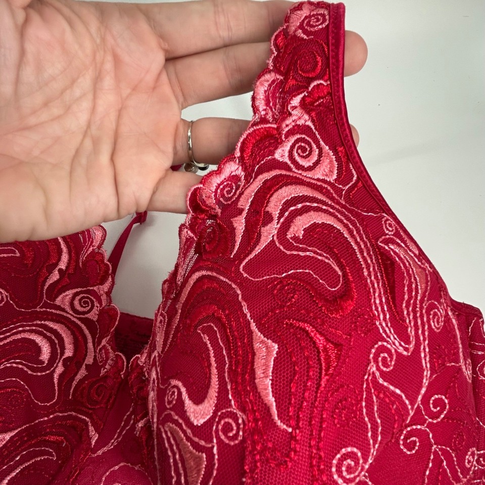 Playtex Secrets Bra Style 7576 Underwire Full Coverage Embroidered Red ...