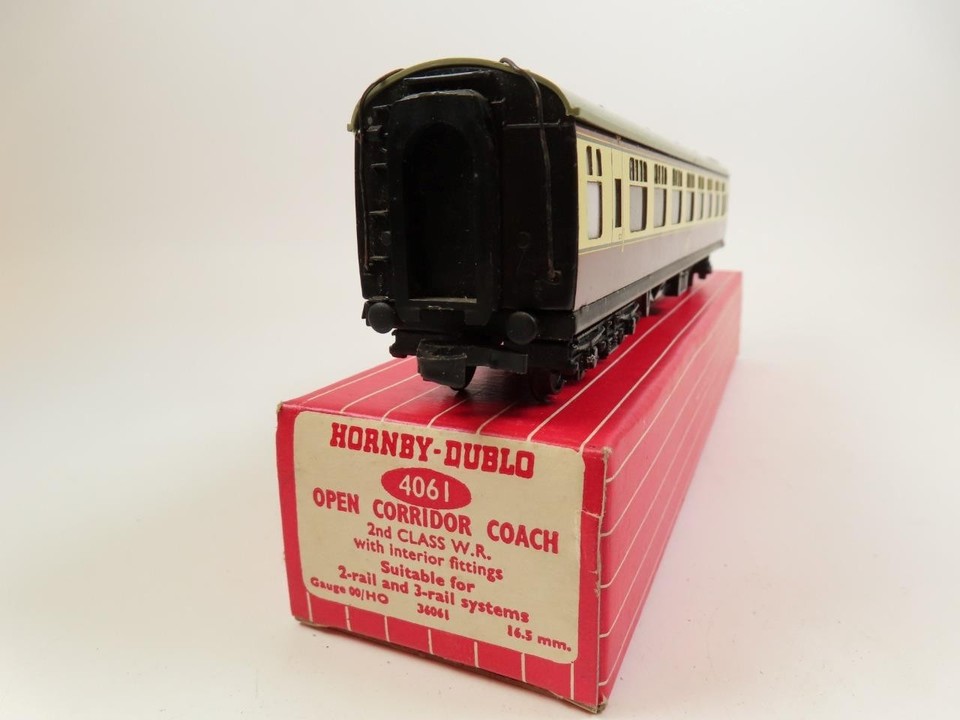 Hornby Dublo 4061 Open Corridor Coach 2nd Class W.R., OO, VNMB! | eBay UK