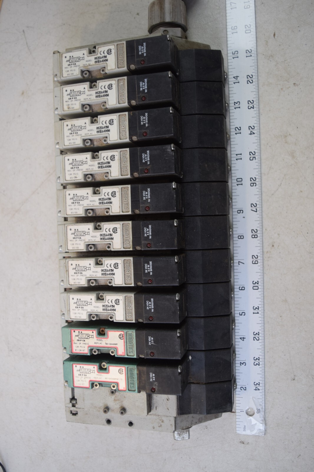 Numatics Manifold Block w/ (10) Solenoid Valves 062BA411M | eBay