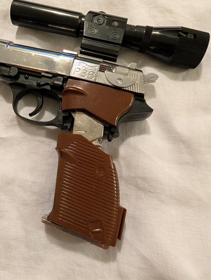 Takara Tomy Transformers G1 Destron Megatron 16-S Complete Black Ver ...