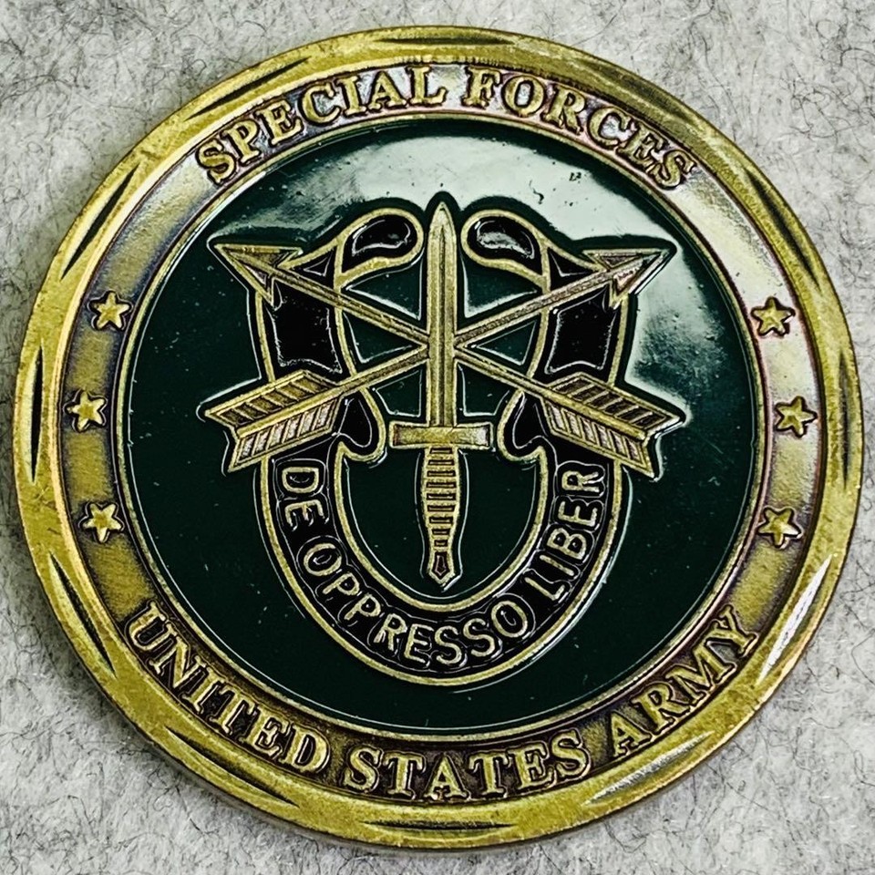 B058 Us Army Special Forces Faithful Green Beret Challenge Coin | eBay