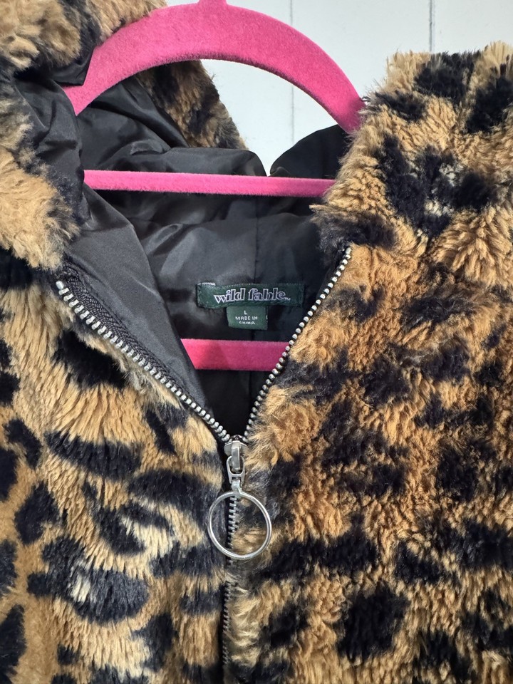 Wild Fable Women’s Leopard Print Fuzzy Faux Fur Zip Up Jacket Animal ...