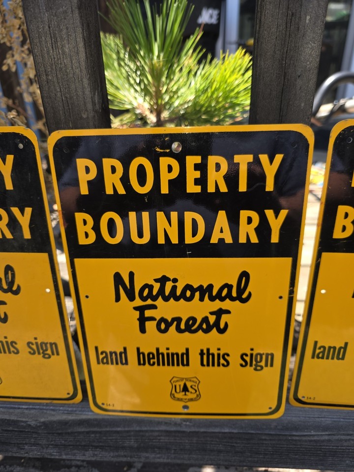 4 VINTAGE US FOREST SERVICE property boundary sign smokey bear PARK ...