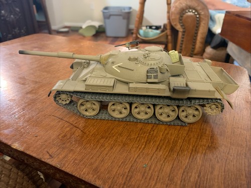 Soviet T-55 Tank 1/35 Built Plastic Model Kit, May Need Some Repair | eBay