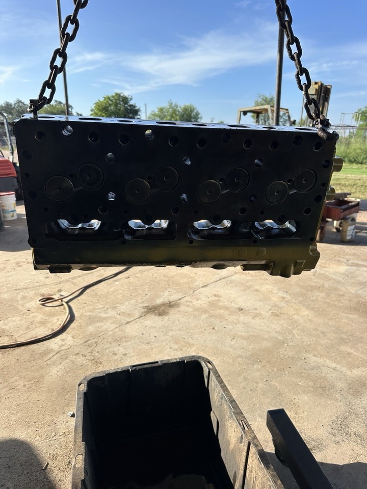 Caterpillar 3304 DI Cylinder Head | eBay